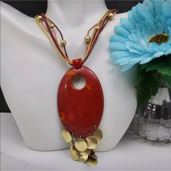 Yousi | Jewelry | Yousi Gold Burgundy Oval Pendant Leather Necklace 518 ...